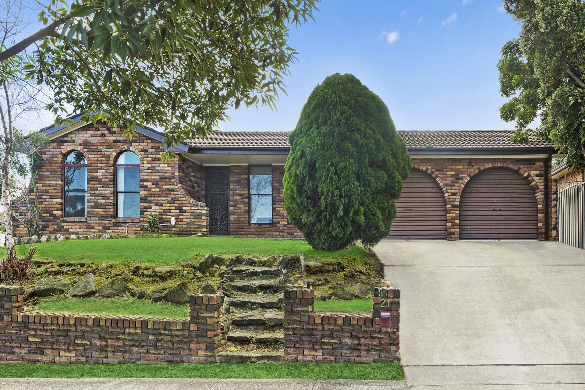 House Leased - 21 Prairie Vale, Bossley Park